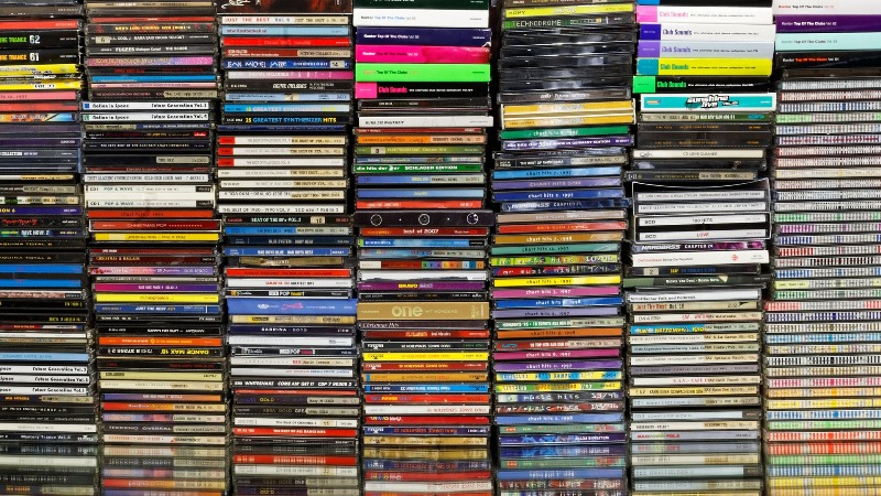 The Ultimate CD, DVD, Games and Electronics Christmas Decluttering ...